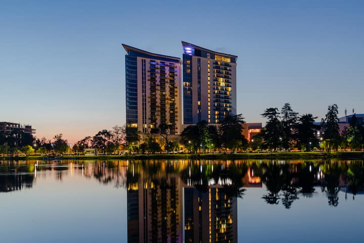 2 Bedroom Sea View Batumi Bellevue Residence - Batumi