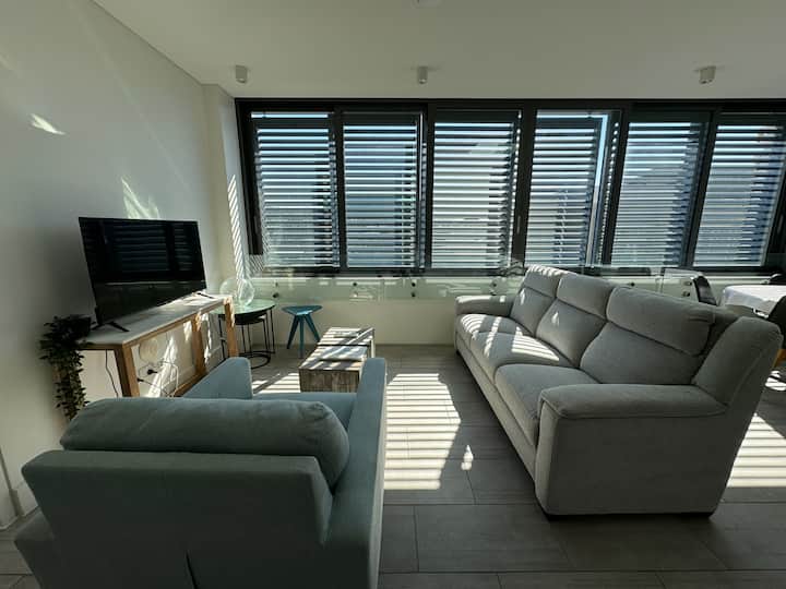 Stylish 2br Top-level Unit W/ Lift In Bondi Beach - Bondi Beach