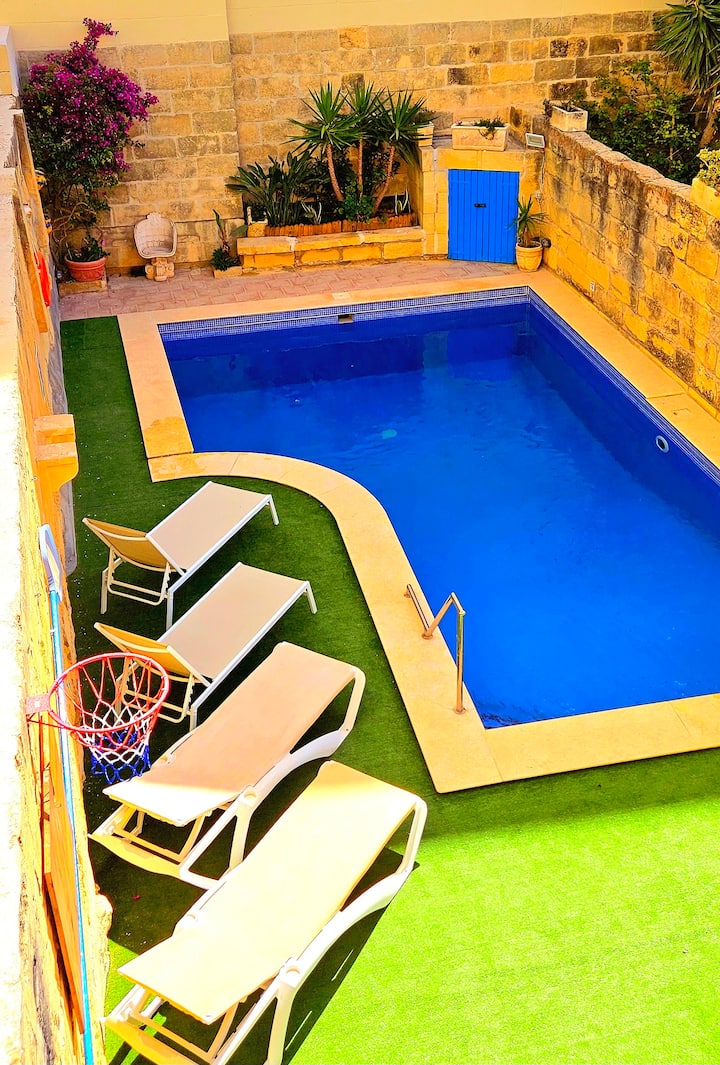 Traditional Farmhouse Central Gozo - Malta