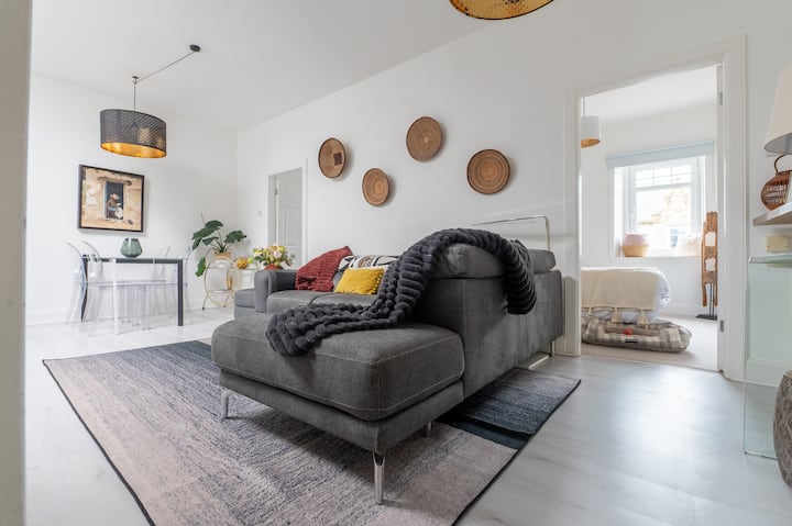 Troon Centre & Seaside:golf, Surf,sail, Relax,dine - Prestwick