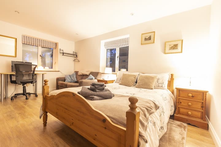 Double & Sofabed With Views Of Severn Estuary - Chepstow