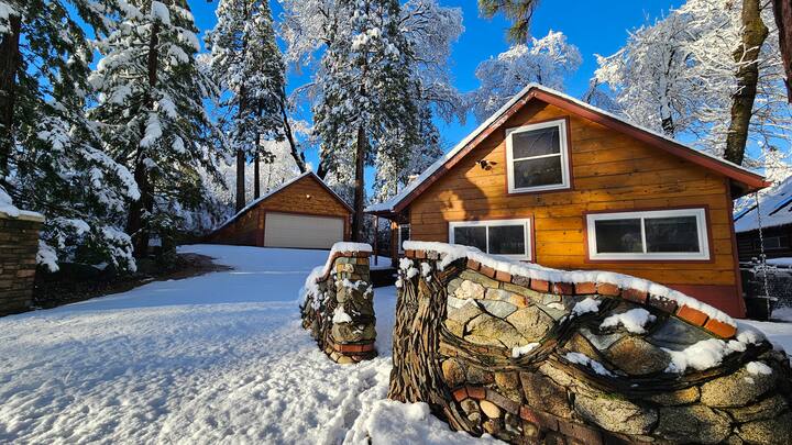 Bass Lake Cabin-pet Friendly - Bass Lake, CA