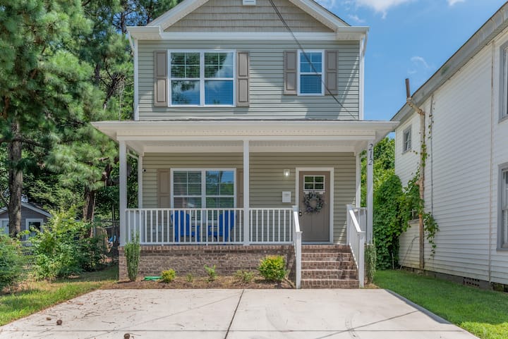 Downtown Suffolk New Build For Long Term Stays - Suffolk, VA