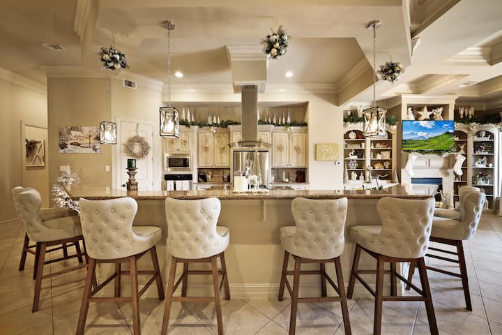 “Cove Getaway: Where Family Memories Begin!” - Conroe