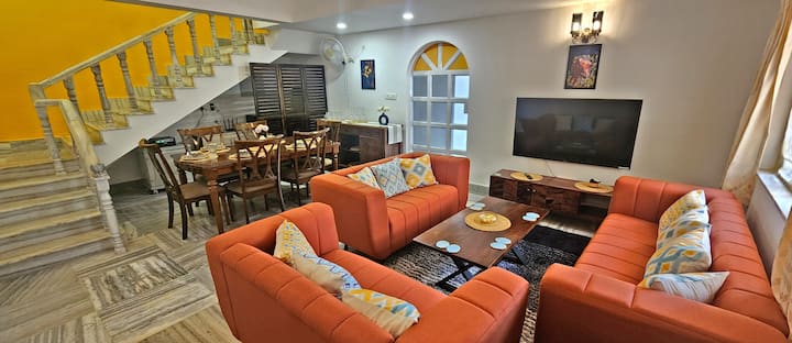 Spacious 4bhk Villa Near Dona Paula Beach - Goa