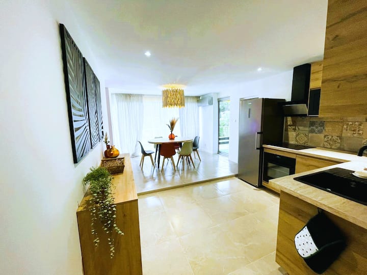 Appartement Standing 70m²  Proche Mer - Piscine - Aigues-Mortes