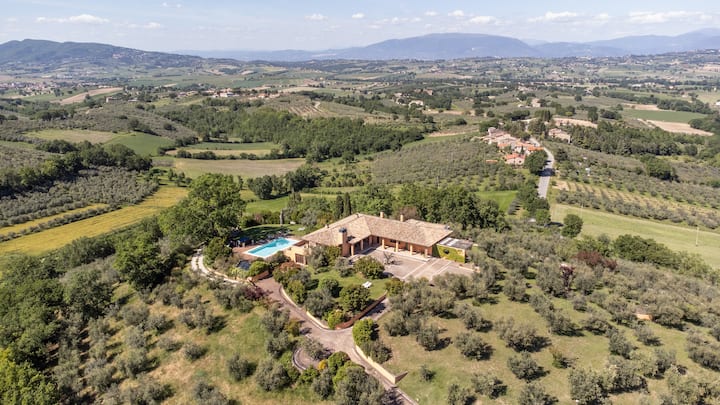 Villa Immersa Nel Verde | Piscina Vista Assisi - Spoleto