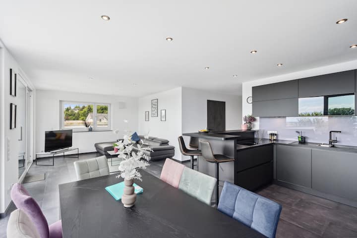 Anytime: Penthouse Mit Terrasse Und Bergsicht - Friedrichshafen