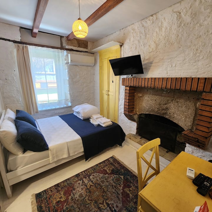 Kapela Kehribar - Çeşme