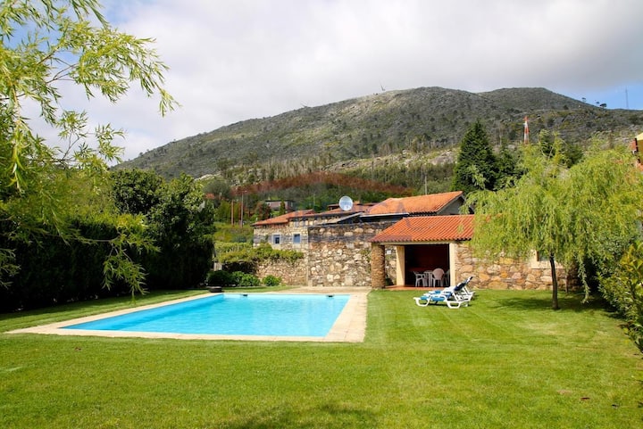 Casa Com Piscina Privada - Caminha