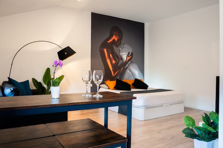 Enjoy Trieste In The City Center - イタリア トリエステ