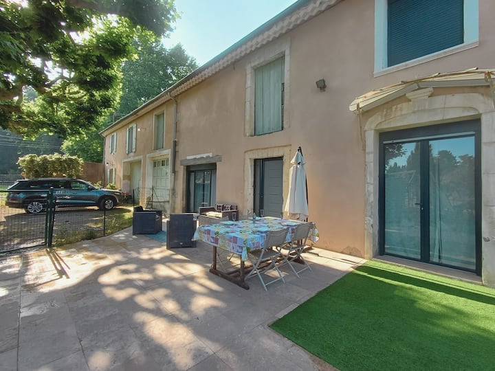 Mas De Caractère De 150m2 En Campagne - Cavaillon