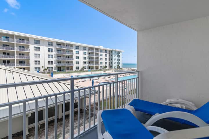 Snowbird Availability | Beach Access | 2 Pools - New Smyrna Beach, FL