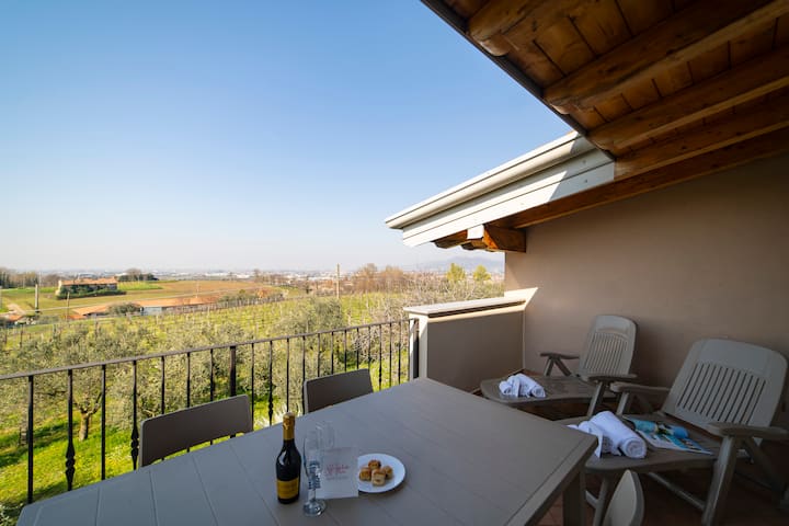 Tesoro Nascosto Franciacorta X8 (017002-lni-00001) - Sarnico