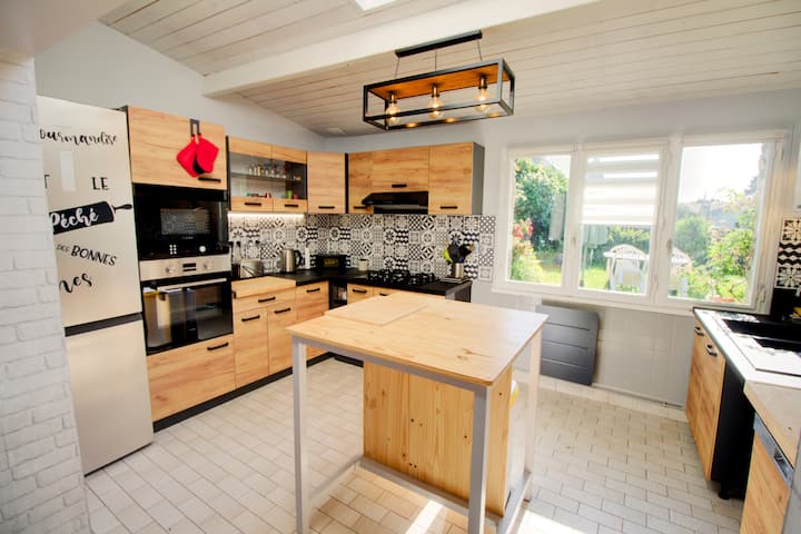 Maison De Pêcheur à 50m De La Mer & 10min Ferry - ibis budget Cherbourg - La Glacerie