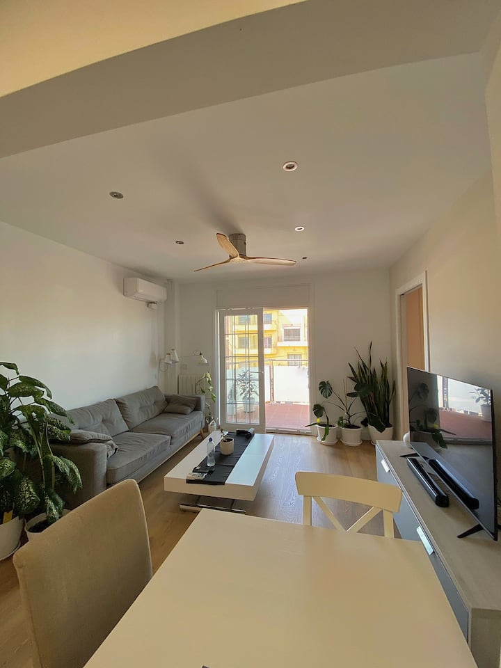 Charming Beach Apartment In Castelldefels - Castelldefels