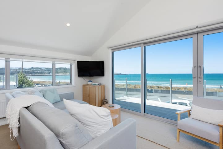 Beach Haven On Lyall Bay Parade - Wellington