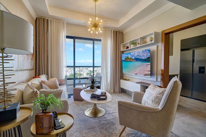 Luxurious City Suite: Rooftop, Pool, Amazing Views - Santo Domingo