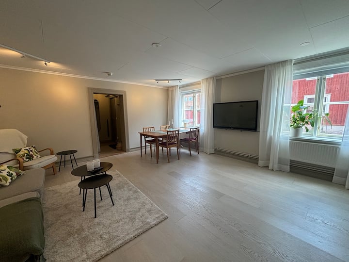Lägenhet I Eget Hus På Innergård - Jönköping