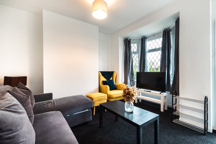 Modern House In Central Southampton With Parking - 修咸頓