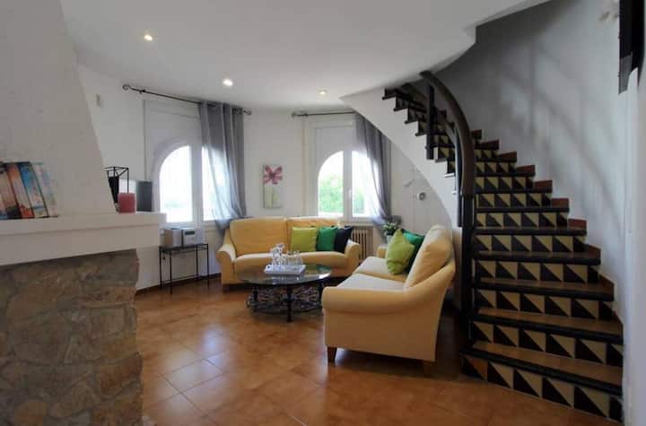 Casa Nadine - Spanish House With Mooring - Empuriabrava