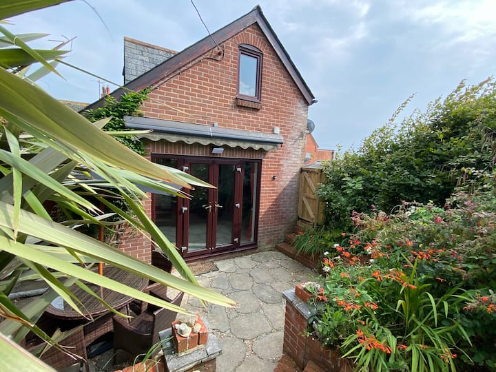 The Boathouse Osmington Mills - Lulworth Cove