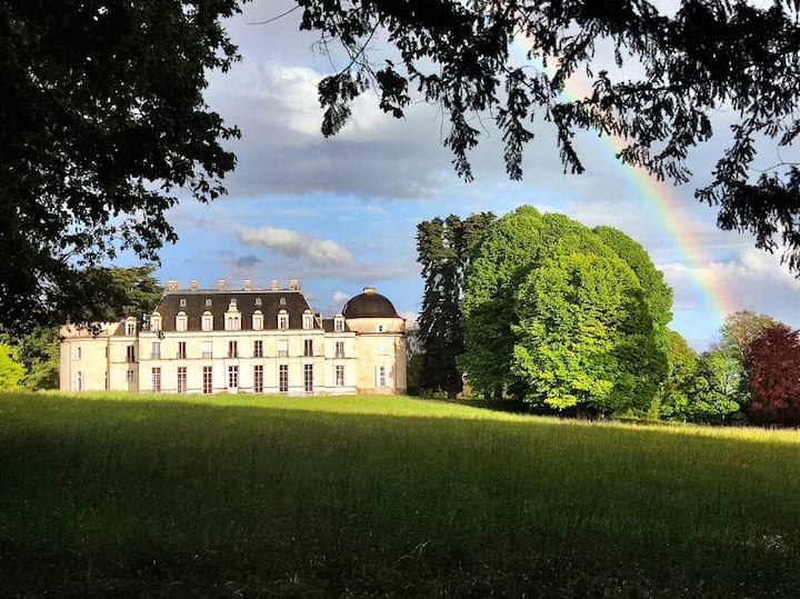 Pavillon Des ÉCureuils Au Château Royal De Benays - Bourgueil