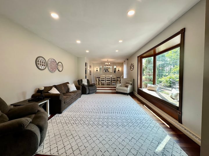 New - Conner's Villa, Indoor Pool, Fire-pit, Golf - Connersville, IN