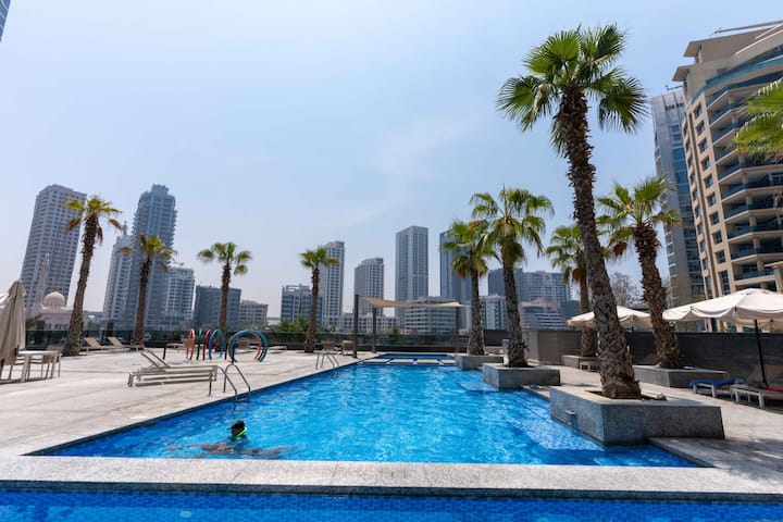 Luxury On Sale: Studio W/pool, Gym & Sauna Access - Dubai
