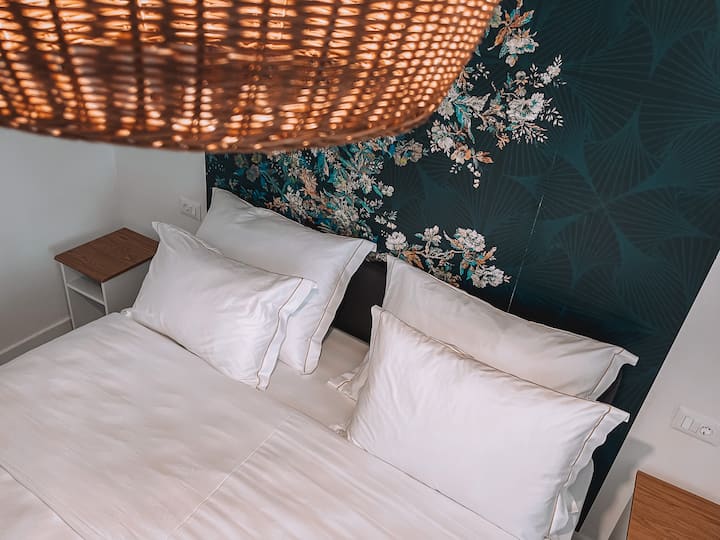 Intimate Double Room, Near Sibenik. - Šibenik