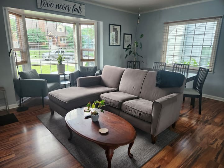 Cozy Willow Brick - West Des Moines, IA
