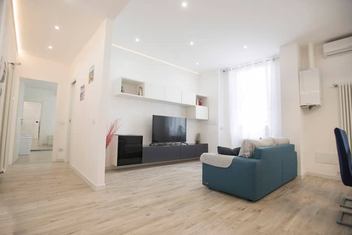 Ludo Guest House - La Spezia