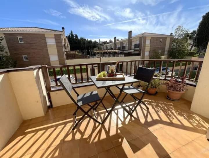 2nd Line Beach | Long Stay | Nomad | Idiada - Calafell