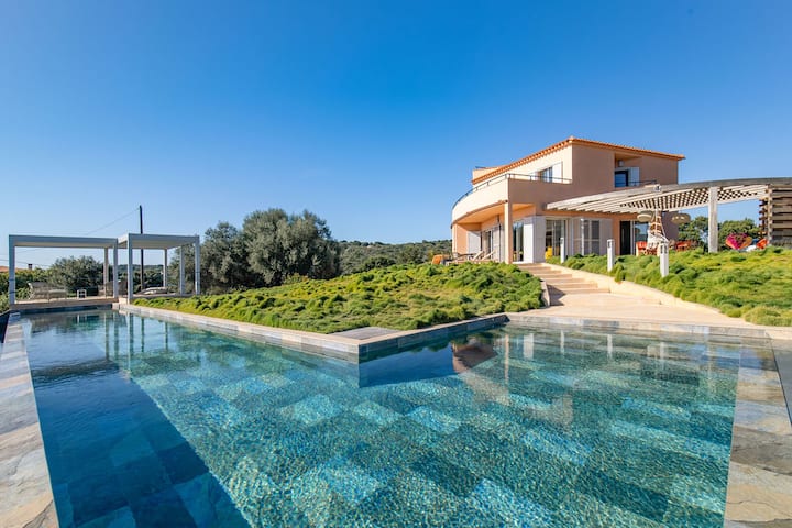 Villa La Ronde Des Soleils - Piscine Immense - Coti-Chiavari