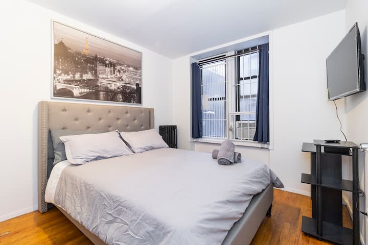 Cozy 2 Bedroom Ues (Min 30 Day) - New York