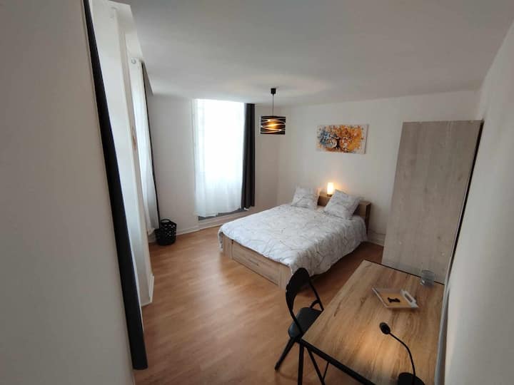 Maison Meublée 3 Chambres Centre Ville - La Souterraine