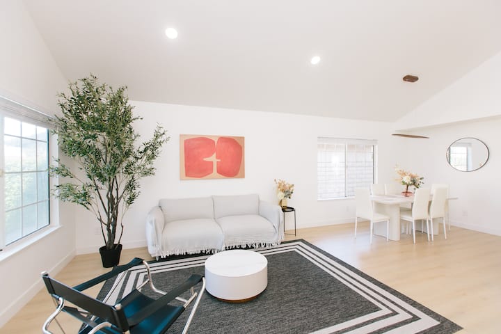 Spacious 4bed 3bath Home｜near Markets& Ont Airport - Ontario