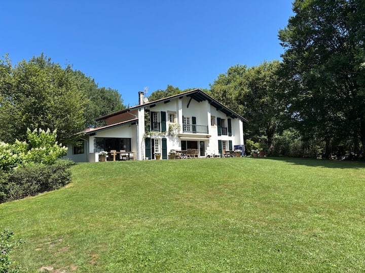 Vue Magnifique, Piscine Chauffée, Climatisation - Urrugne