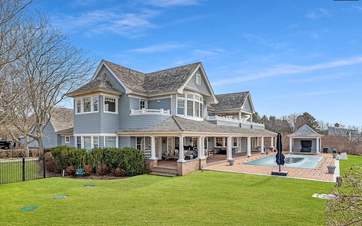 Magnificent Private Family Home - Montauk, NY