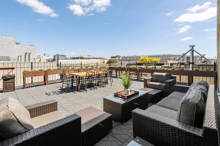 5br5ba Rooftop | Movie & Game Room + Garage - San Francisco, CA
