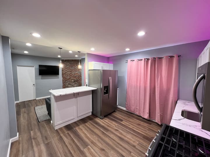 Colorburst Condos - Pink Unit - Pittsburgh
