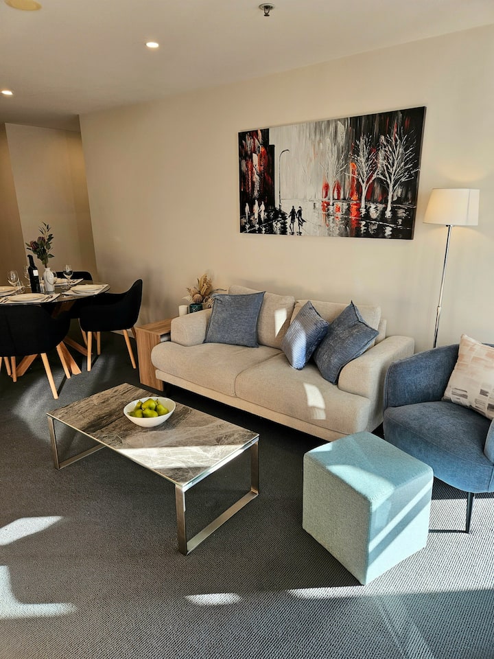 Cosy 2br Cbd Apt. Free Wi-fi - Indoor Pool/spa - Adelaide