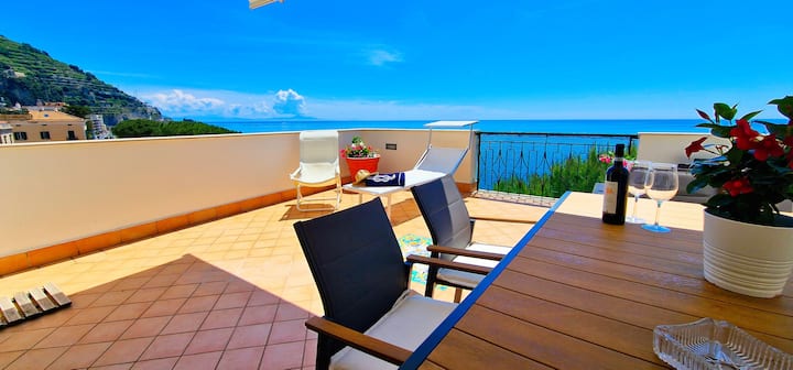 Beachfront Home W/seaviews Terrace • Sea Breeze - Maiori
