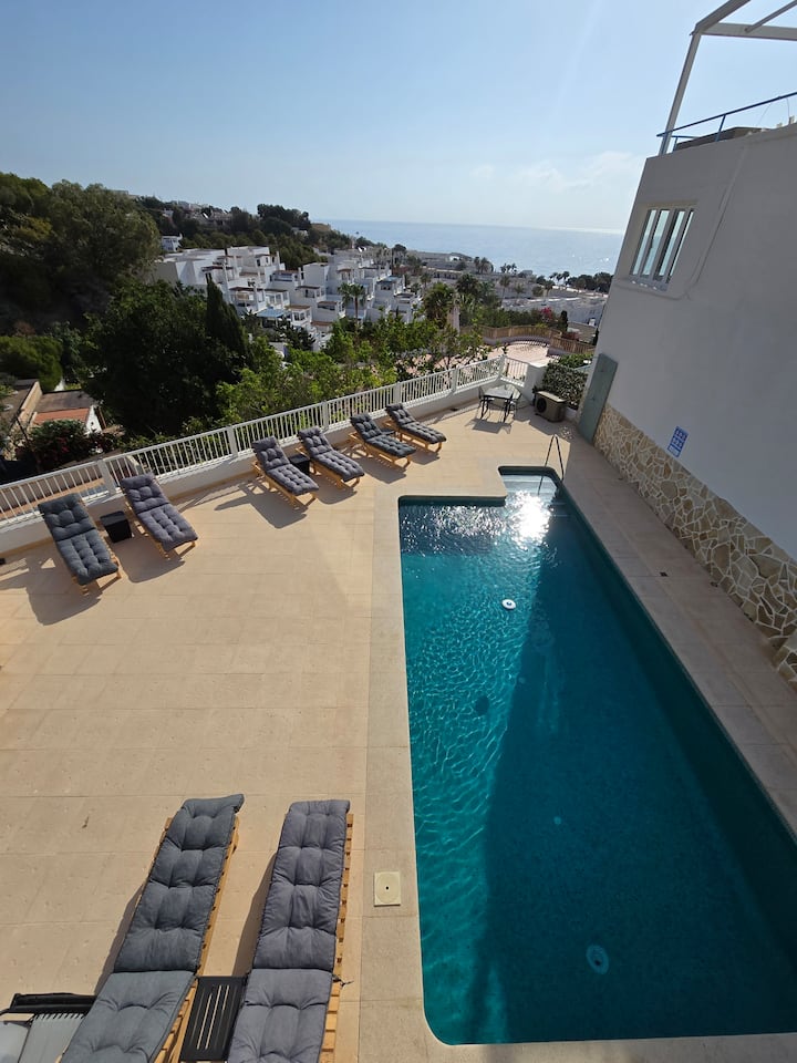 Stunning 4 Ensuite Bedroomed Villa, Mojacar Playa. - Mojácar