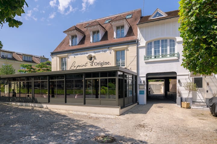 Le Logis D'origine (Privatisation Du 1er éTage) - Marly-le-Roi