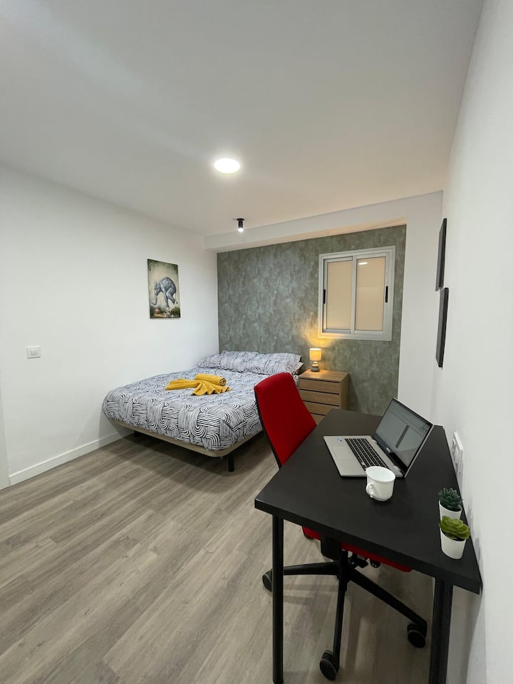 Private Room In Coliving (Room Sevilla) - 拉斯帕爾馬斯
