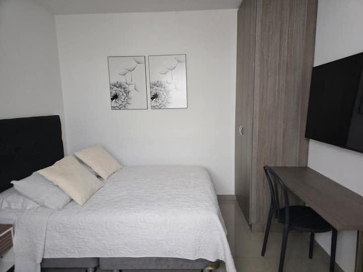 Moderno Apartaestudiotipo Loft Con Aire A 102 - Cali