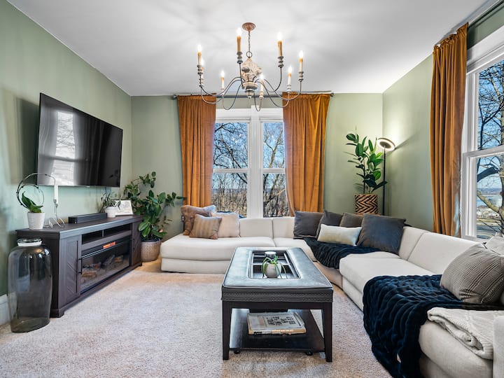 Riverview Retreat By Golf Course - Red Wing, MN