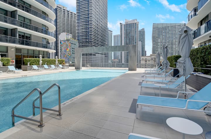 3 Bedroom Luxury Condo Brickell - Key Biscayne, FL