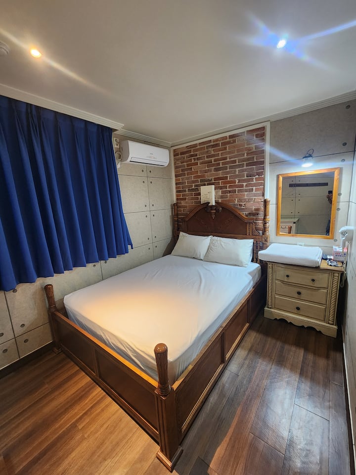 303[수유역30초][빠른 응답][최고급침대(Q)] [음료, 수건, 넷플릭스 무제한 무료] - Seoul